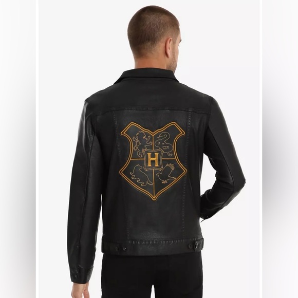 Jackets & Coats | Nwt Harry Potter Hogwarts Crest Denim Jacket Size Xs ...